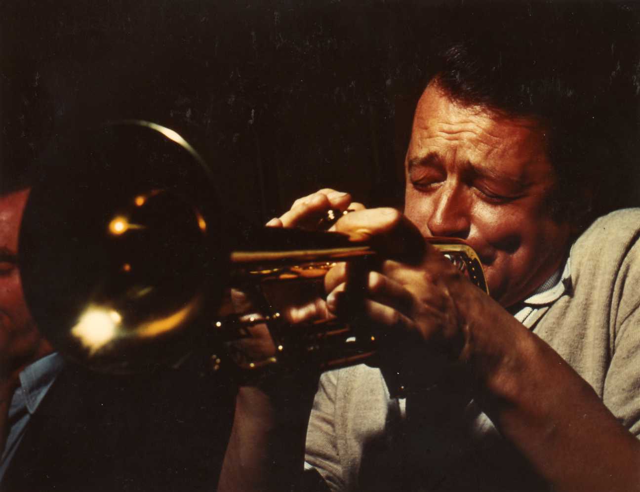 Humph blowing – Chris Hodgkins
